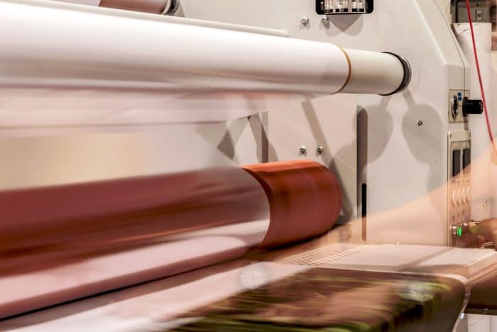 Plastification grand format à Lyon | L’atelier du print